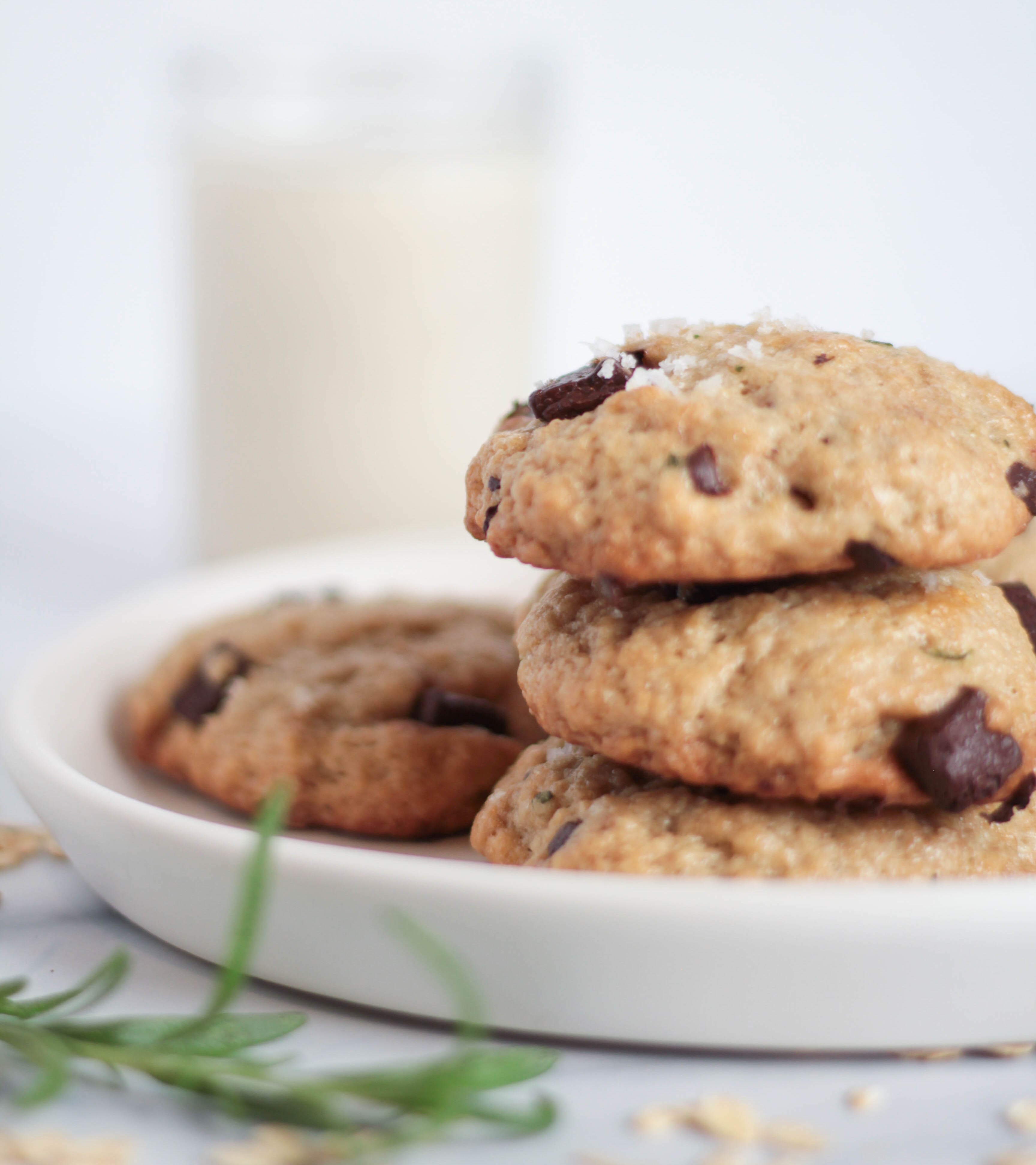 Oat pulp + rosemary chocolate chip vegan cookies